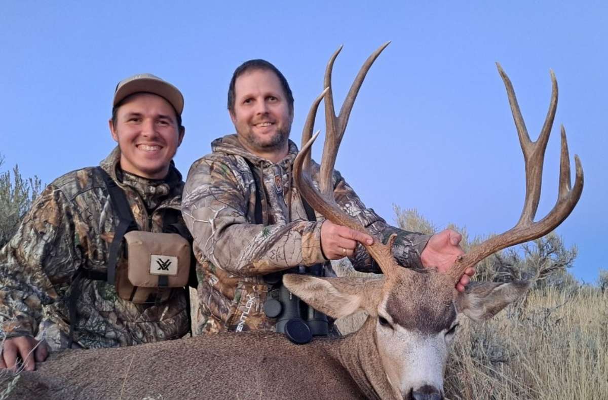 Trophy Utah Mule Deer Hunts